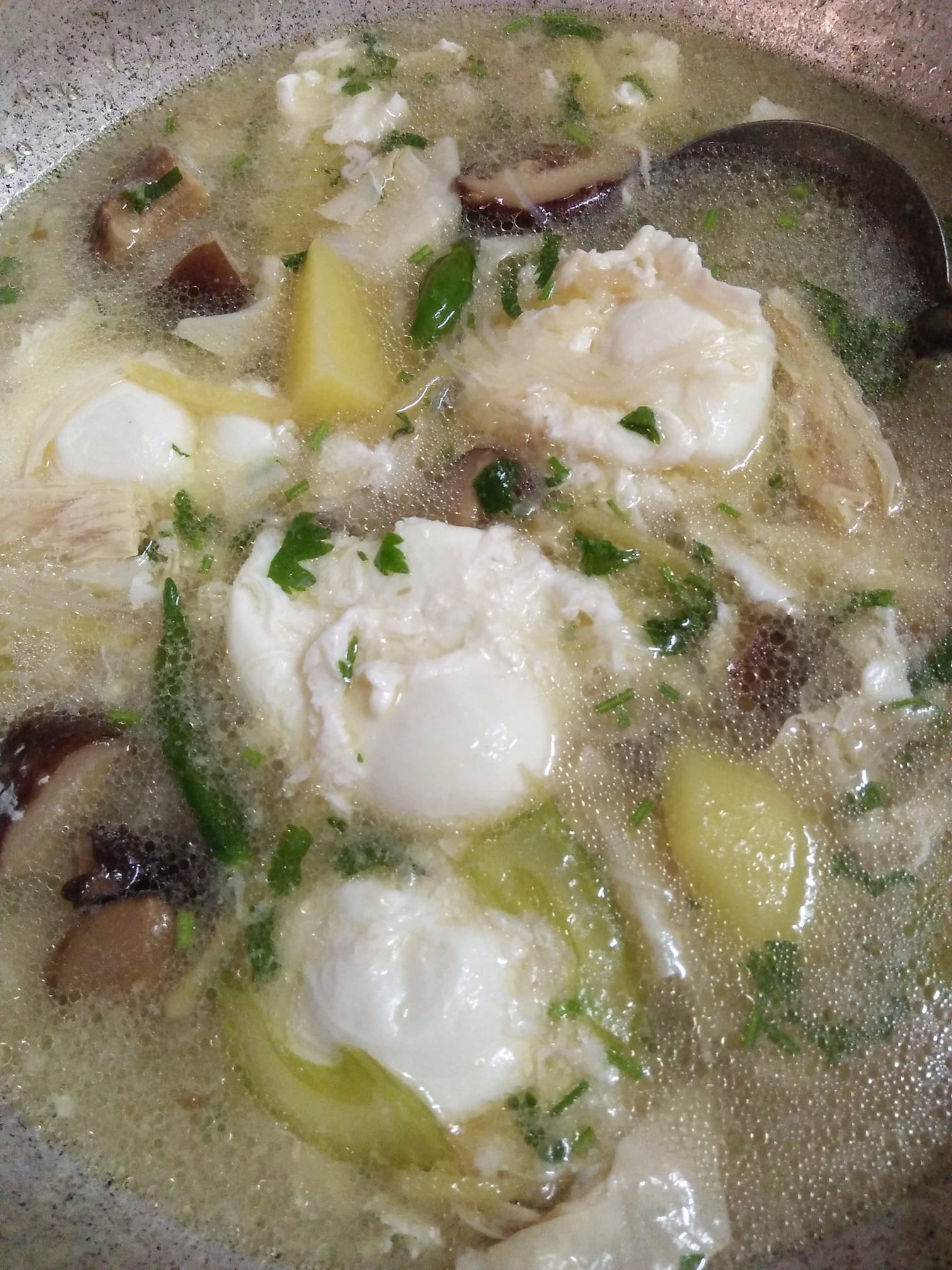 Resepi Sup Telur Simple dan Sedap